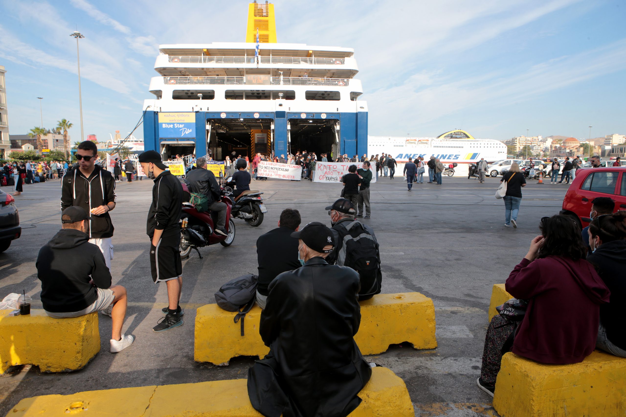 Πειραιάς: 50χρονος εντοπίστηκε νεκρός στο χώρο αναμονής στο λιμάνι